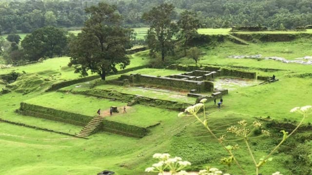 Nagara Fort and Bidanur Fort | नागरा किला | SPOT HUNTER