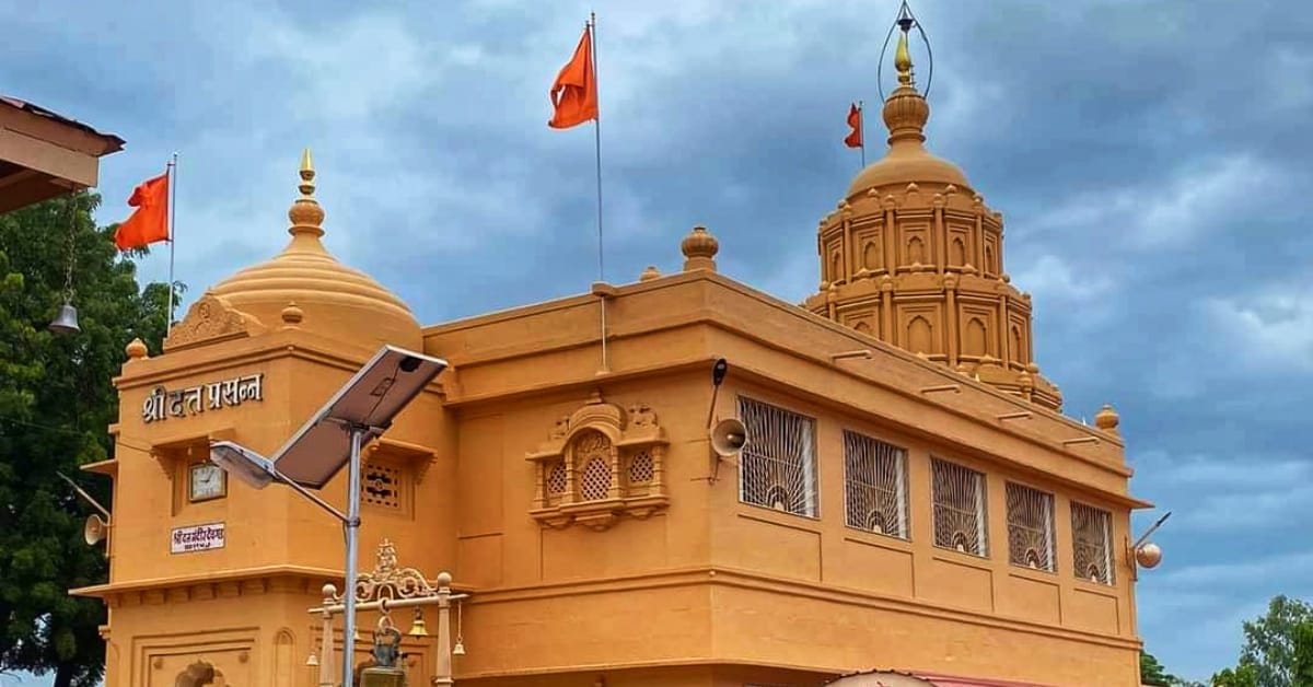 Devgad Datta Mandir Devasthan देवगढ़ मंदिर एक महत्वपूर्ण धार्मिक स्थल ...